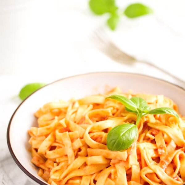 Mascarpone Pasta (Tomato and Mascarpone Sauce)