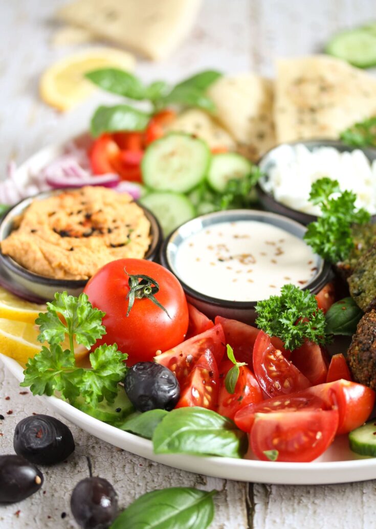 Falafel Plate (with Hummus and Tahini) » The Fast Recipe Food Blog