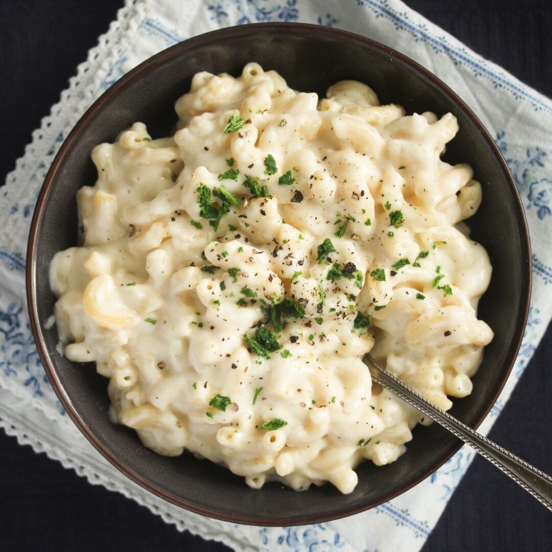 White Cheddar Mac and Cheese Recipe » The Fast Recipe Food Blog